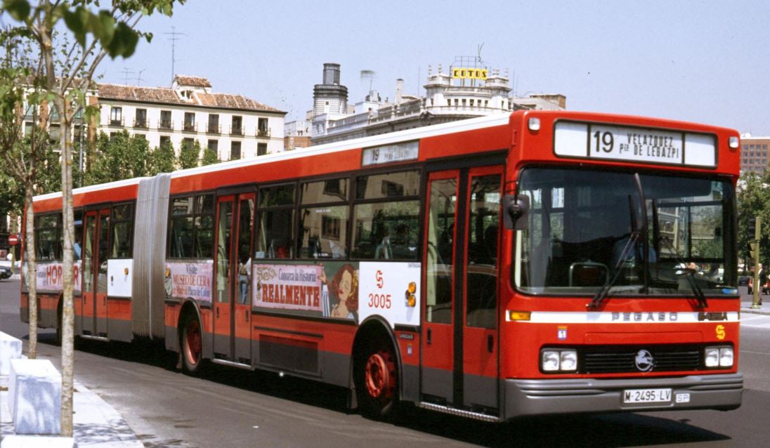 Nuestra línea 19, de plaza a plaza. | El blog de EMT | Nos mueve Madrid
